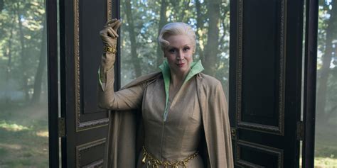 After Larissa Weems Return Wednesday Season 3 Needs To Bring This Fan