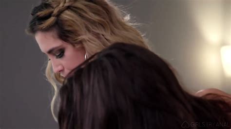 Ashley Adams And Jane Wilde But Im Still A Virgin Eporner