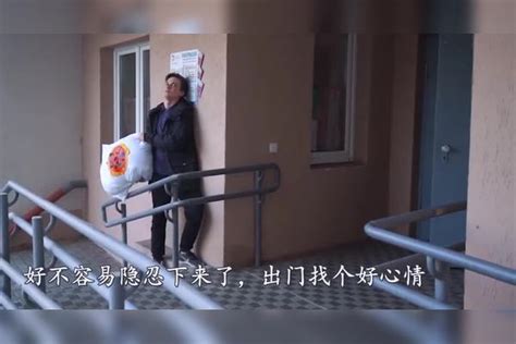 小伙发起整蛊好友挑战，一招比一招狠，朋友差点整没了！挑战好友小伙