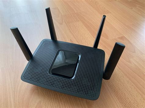 Linksys Ea8300 Tri Band Wifi 5 Router Gebraucht In Luzern Für Chf 10 Mit Lieferung Auf
