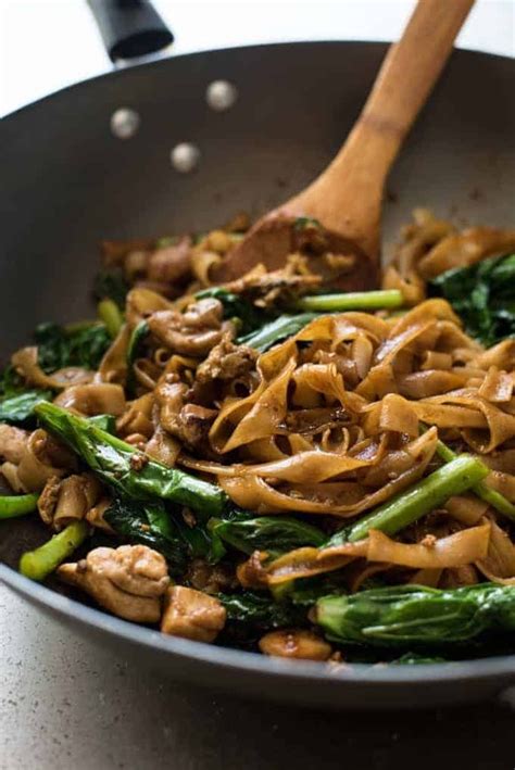 Pad See Ew Thai Stir Fried Noodles Recipetin Eats