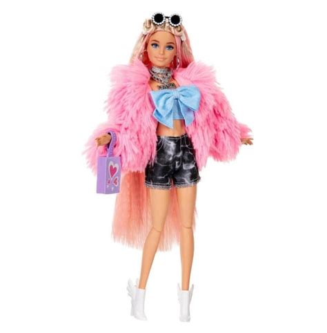 Barbie Exclusive Barbie Extra Set Created By Mattel Designer In China
