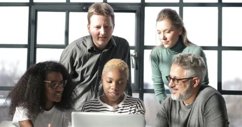 How To Build A Strong Founding Team For Your Startup Key Roles And Responsibilities