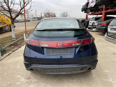 Хонда Сивик 2008г на части Honda Civic 1 8 140 к с Хечбек Бензин 2008 год 150000 км Ръч