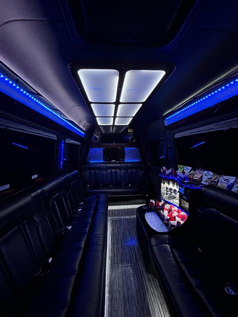 Luxury Limo Interior Extreme Luxury Limousine For Xtreme Limo