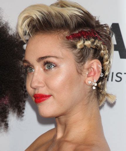 Miley Cyrus Strips Down Again This Time For V Magazine Miley Cyrus
