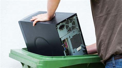 8 Ways To Tell The Age Of Your Windows Computer