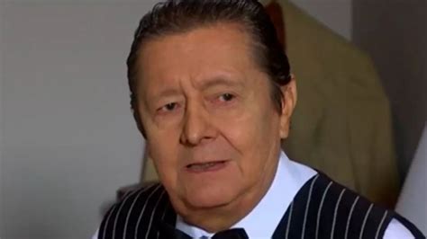 Al Fondo Hay Sitio Peter No Aparece En La Serie Y Sus Seguidores Piden