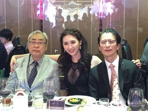 港版爷孙恋结局太劲爆疑儿子插足28岁何傲儿跪地认80岁林建名作干爹 TTN 谈谈网