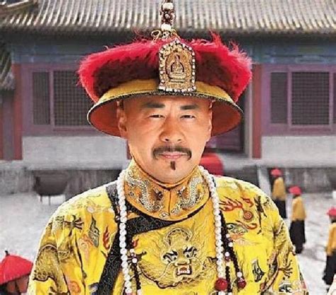 七位演皇帝最像的演员，图七最具“帝王之气”皇帝帝王焦晃新浪新闻