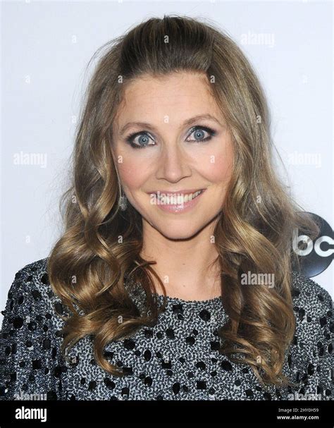 Sarah Chalke Arriving For The Disney Abc Television Group 2013 Tca