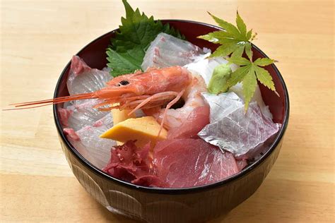 市来えびす食堂わざわざ足を運ぶ価値充分新鮮魚介をお値打ちに味わって カゴシマプラス