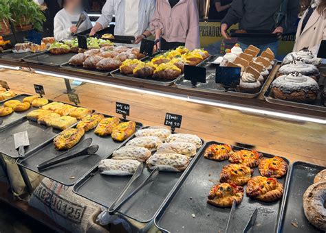 파주 더티트렁크 메뉴와 이국적인 분위기와 함께 음료도 독특한 대형카페 후기 네이버 블로그