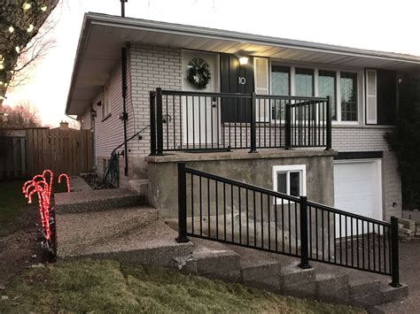 Kitchener On Aluminum Railings And Column Systems Waterloo Railings