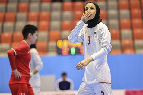 ببینید بازیکن تیم ملی فوتسال زنان سالن را منفجر کرد؛ گل تکنیکی و جذاب