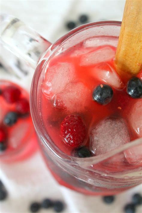 Raspberry Lemonade Recipe With Fresh Blueberries