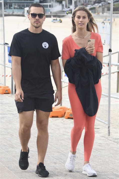 Natalie Roser In Jeans Shorts At Bondi Beach In Sydney Celebrity Wiki