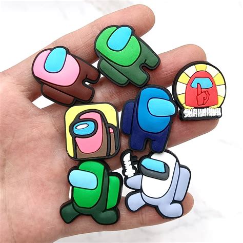 만화 로봇 신발 참 액세서리 Diy 신발 버클 Pvc 신발 장식 Jibz 악어 참 어린이 선물 단일 판매신발 장식