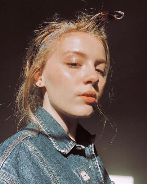 Bebe Wood Bio Age Height Wiki Models Biography