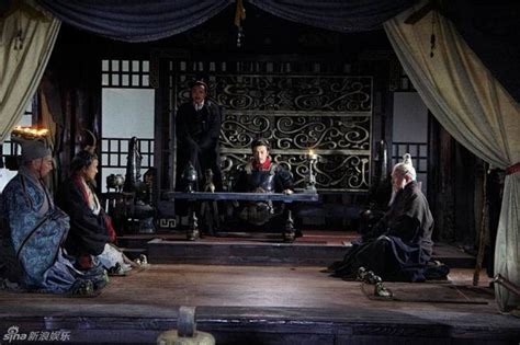 组图：《大秦帝国2》杀青 海量场景照首次曝光 大型史诗巨制《大秦帝国2》近日杀青，片方今日首次曝光海量场景和人物剧照。