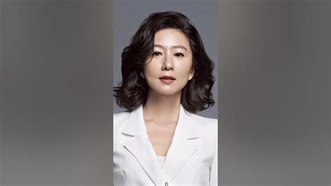 우아하고 지적인 중년 여배우 단발 헤어스타일링 중년 헤어스타일링 단발 단발펌 Youtube