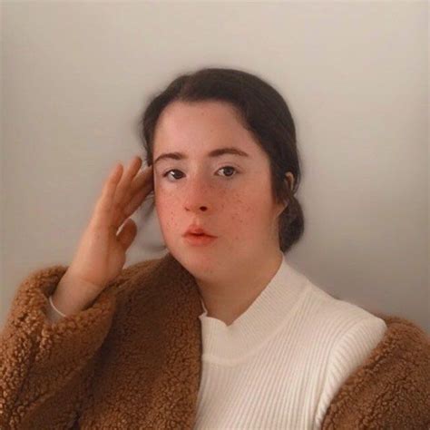 Rebeca Rebeca Land Threads Say More