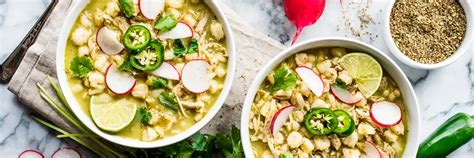 Pozole Verde De Pollo Con Elote Carbonell