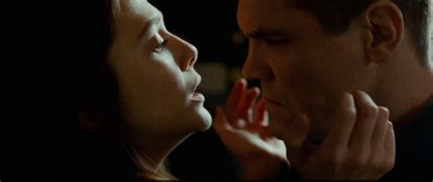 Elizabeth Olsen Should Never Read Josh Brolin S Letters It S A New Oldboy Clip