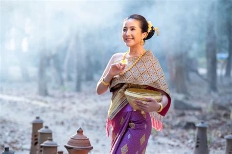 Traditional Dress Of Laos For Men And Women The Viral Blaze