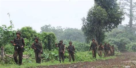 လက်ပံတန်းတွင် စစ်ကောင်စီတပ်က ဒေသခံ ၁ ဦးကိုသတ်ပြီး အ‌ယောက် ၃၀ အားဖမ်းဆီး