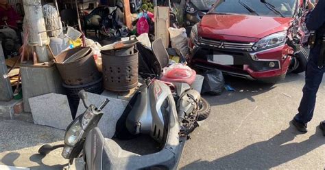 雙黃線橫衝！高雄男駕車恍神連撞3輛車 賠償破萬荷包大失血 社會 Ctwant