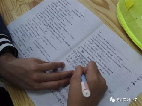 军训进行时2017级军训和入学教育系列报道 之德育手册知识竞赛