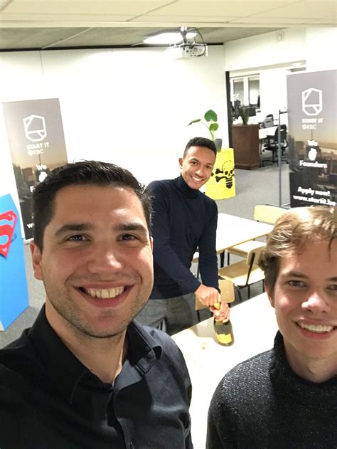 Cryptographic Key Handling In Android From Software To Strongbox And