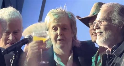 Mccartney Eagles Lead All Stars On Margaritaville At Jimmy Buffett Tribute Concert Best