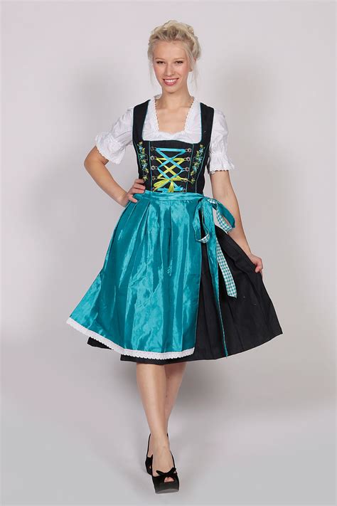 Style Guide To Wearing Your Dirndl Costume Like A True Bavarian Hufforbes