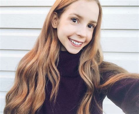 Anna Mcnultys Instagram Twitter And Facebook On Idcrawl