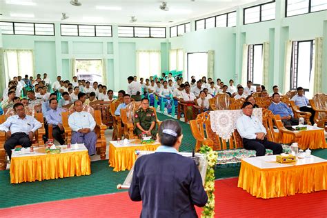 မကွေးတိုင်းဒေသကြီးဝန်ကြီးချုပ် ဦးတင့်လွင် ပွင့်ဖြူမြို့နယ် ရှေးဦးအရွယ