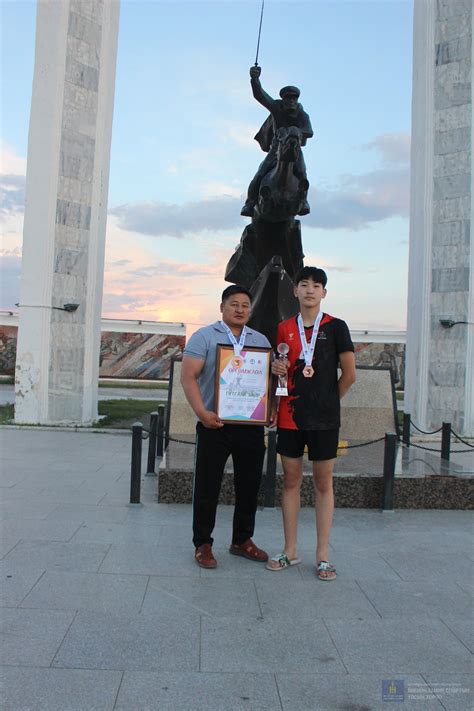 Өсвөр үеийн улсын аварга шалгаруулах волейболын тэмцээн