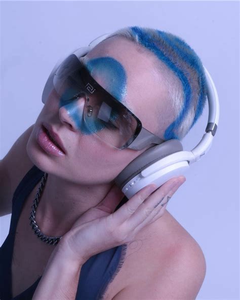 Stephanie Shock Models