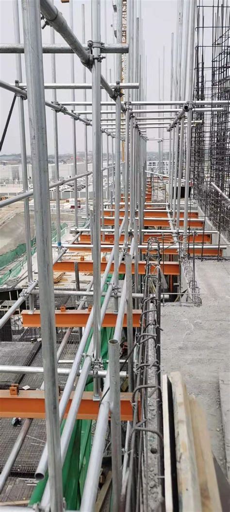悬挑工字钢拉杆安装 新型悬挑工字钢梁架 花篮悬挑架生产厂家 北京飞檐建筑公司官网