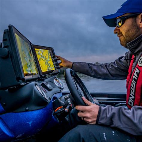 Forward Facing Sonar The Experts Guide Great Days Outdoors