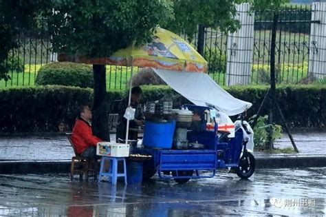 【微小说】流动餐车的报复 餐馆