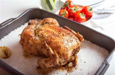 Курица в духовке на соли целиком с хрустящей корочкой по шагово с фото рецепт