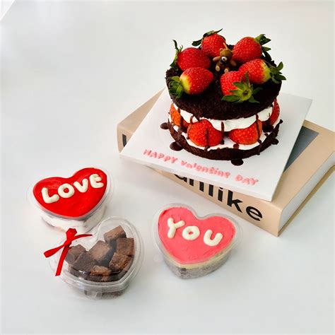 제이베이크 울산케이크 울산레터링케이크 울산당일케이크 울산퇴직케이크 울산수제케이크 하트케이크 ️🎀 색상은 변경 가능하세요 ️ 👉 문의시 필요하신 날짜와 디자인 같이 보내