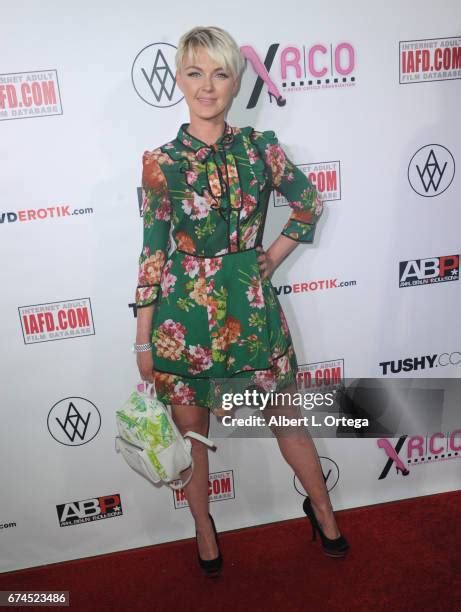 Marie Mccray Photos And Premium High Res Pictures Getty Images
