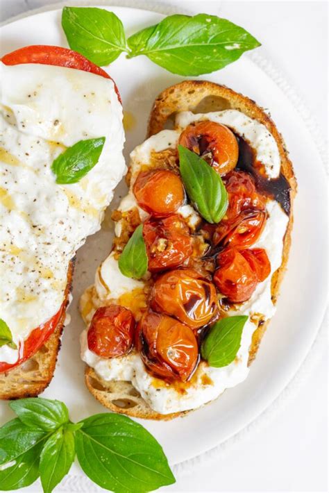 Burrata Toast With Blistered Tomatoes And Crispy Garlic And More Topping