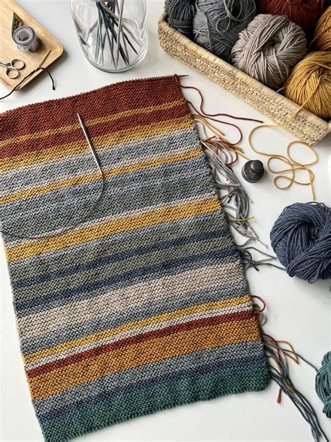 Making Progress Updates On My Temperature Blanket Knitting Project