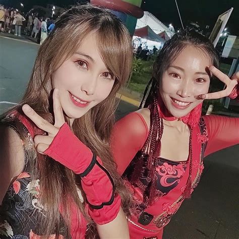 娘娘駕到樂團 感謝演出邀約💗 娘娘很榮幸能參與基隆一年一度盛事🌟 本次演出由兩位長腿的琵琶娘娘二胡娘娘完成。