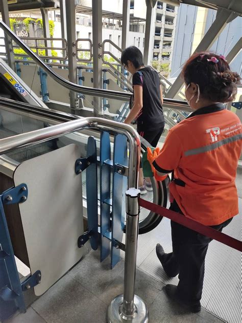 บีทีเอส เร่งจับหนุ่มป้ายน้ำลายลิฟท์ ยันทำความสะอาดพร้อมฆ่าเชื้อโรค