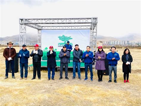 Улс төрийн намууд “Тэрбум мод” үндэсний хөдөлгөөнд нэгдлээ Record Mn
